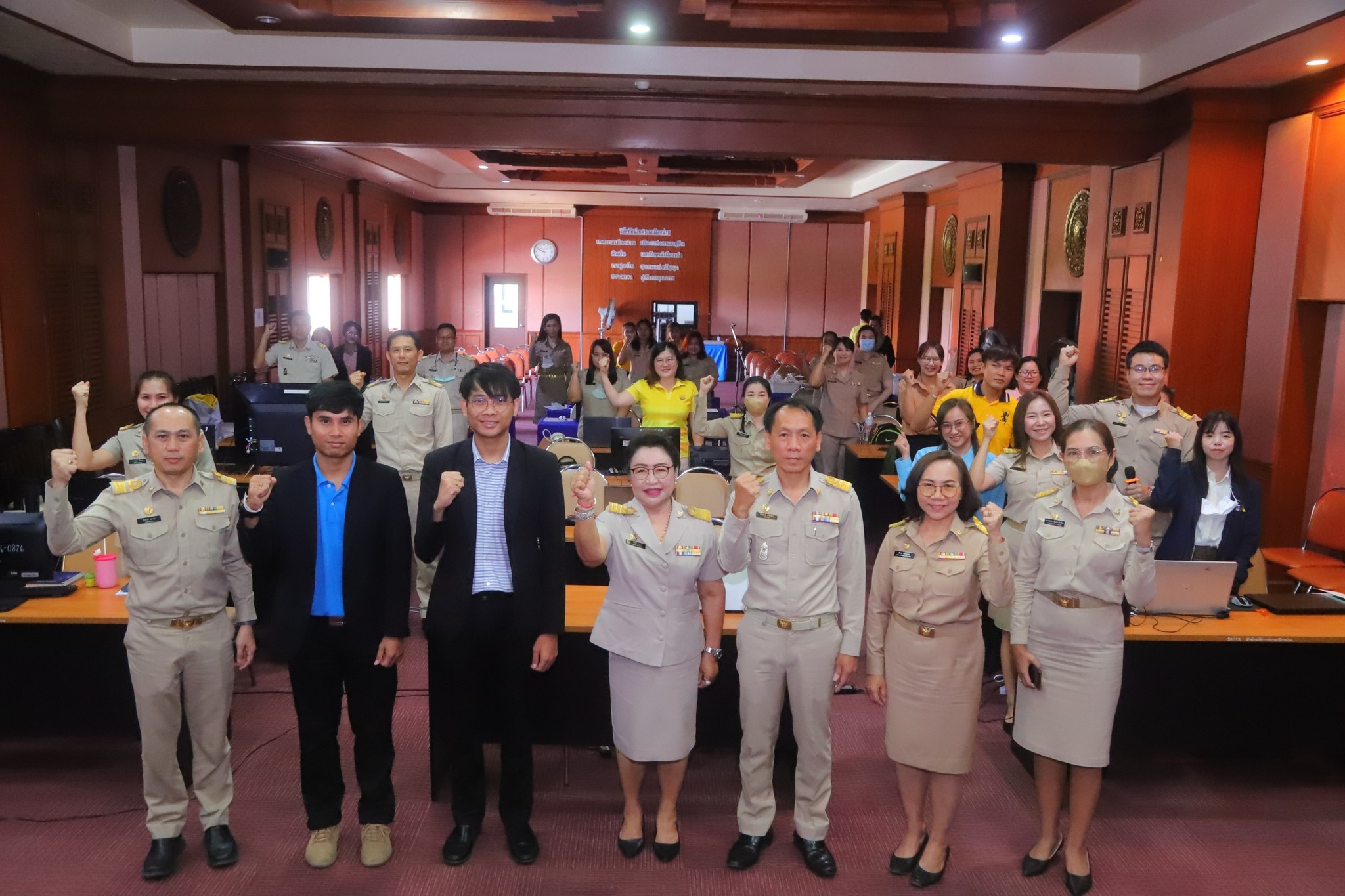 เทศบาลเมืองน่านจัดอบรมเชิงปฏิบัติการ โครงการระบบทะเบียนรับส่งหนังสือ ...
